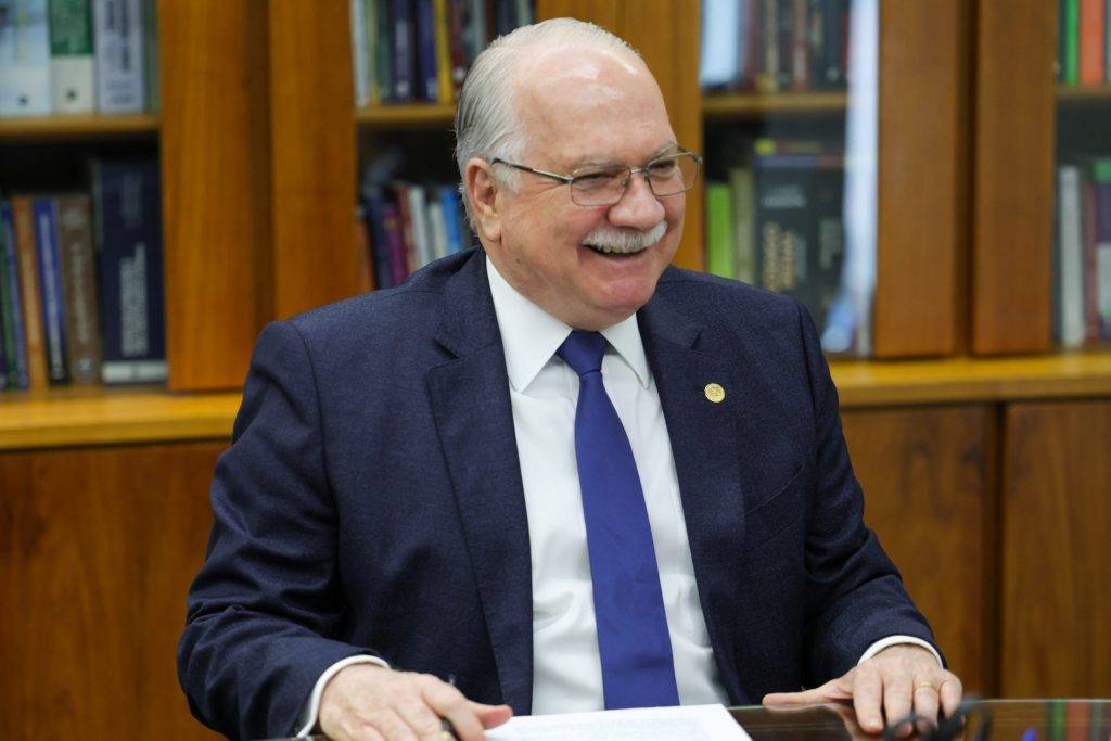 Fachin Assume Presidência Do STF Nesta Segunda Com Moraes Como Vice ...